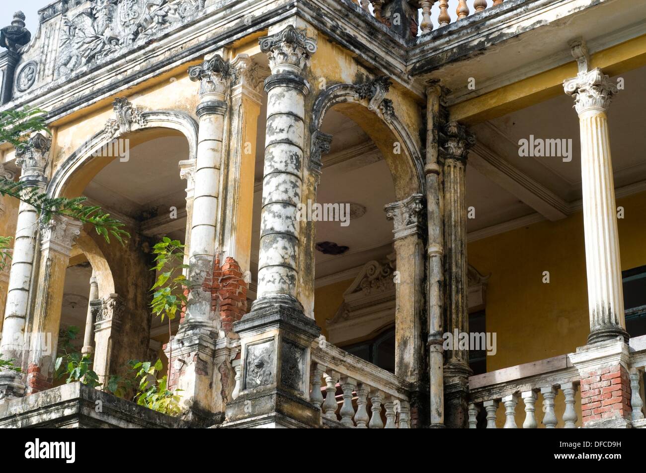 Semi Colonial High Resolution Stock Photography and Images - Alamy