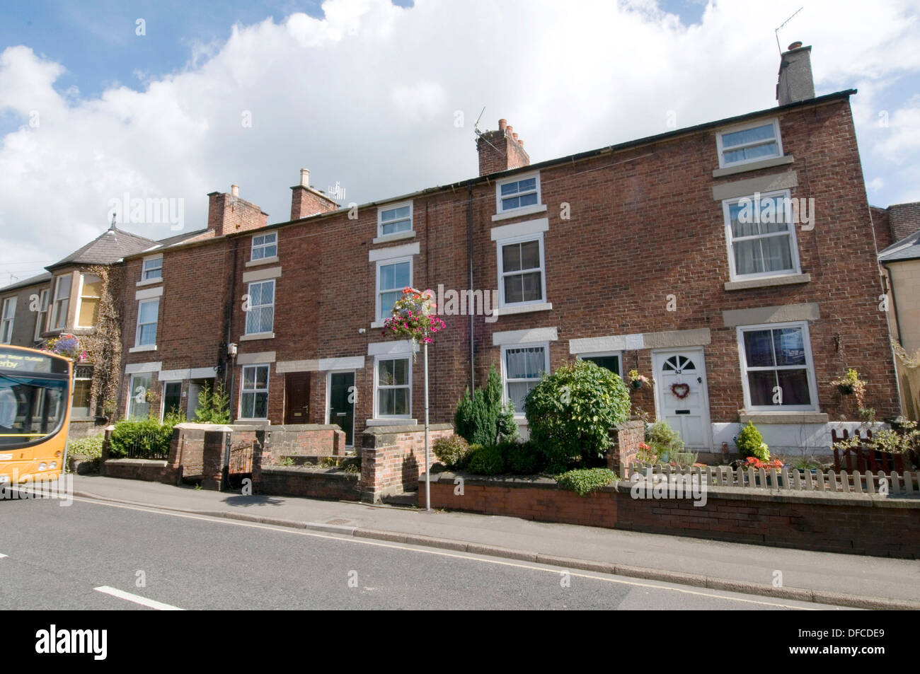 Terrace house houses hi-res stock photography and images - Alamy