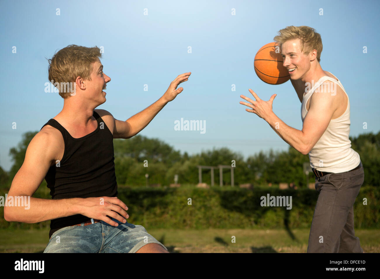 Play meeting hi-res stock photography and images - Alamy