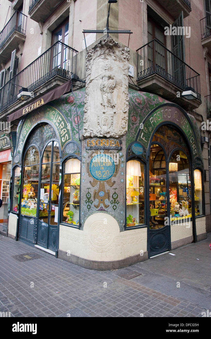 Spain catalonia barcelona bakery shop hi-res stock photography and ...
