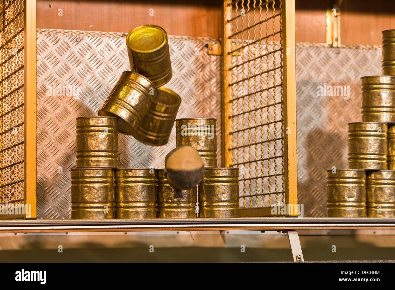 Fairground stand hi-res stock photography and images - Alamy