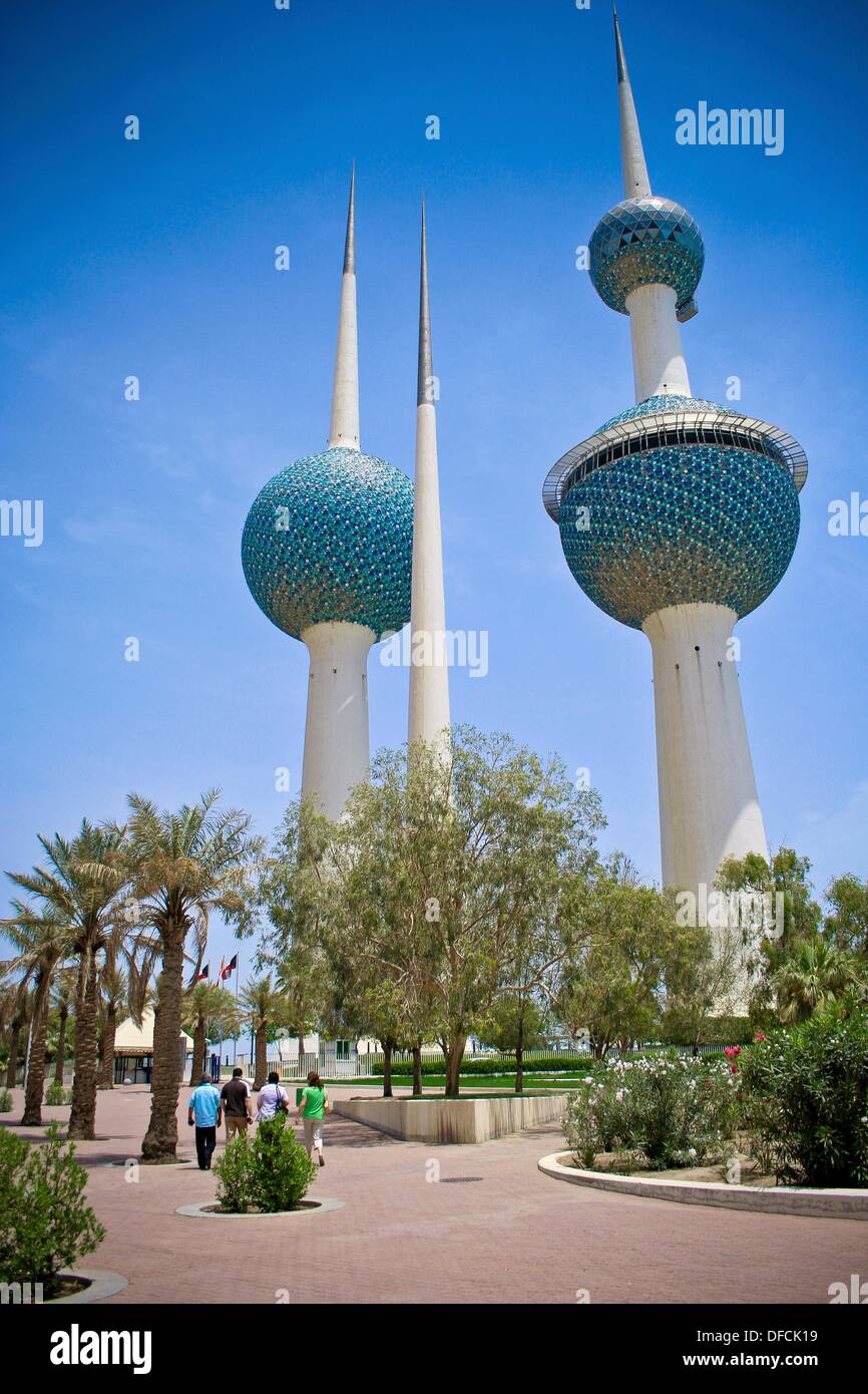 Kuwaiti towers hi-res stock photography and images - Alamy