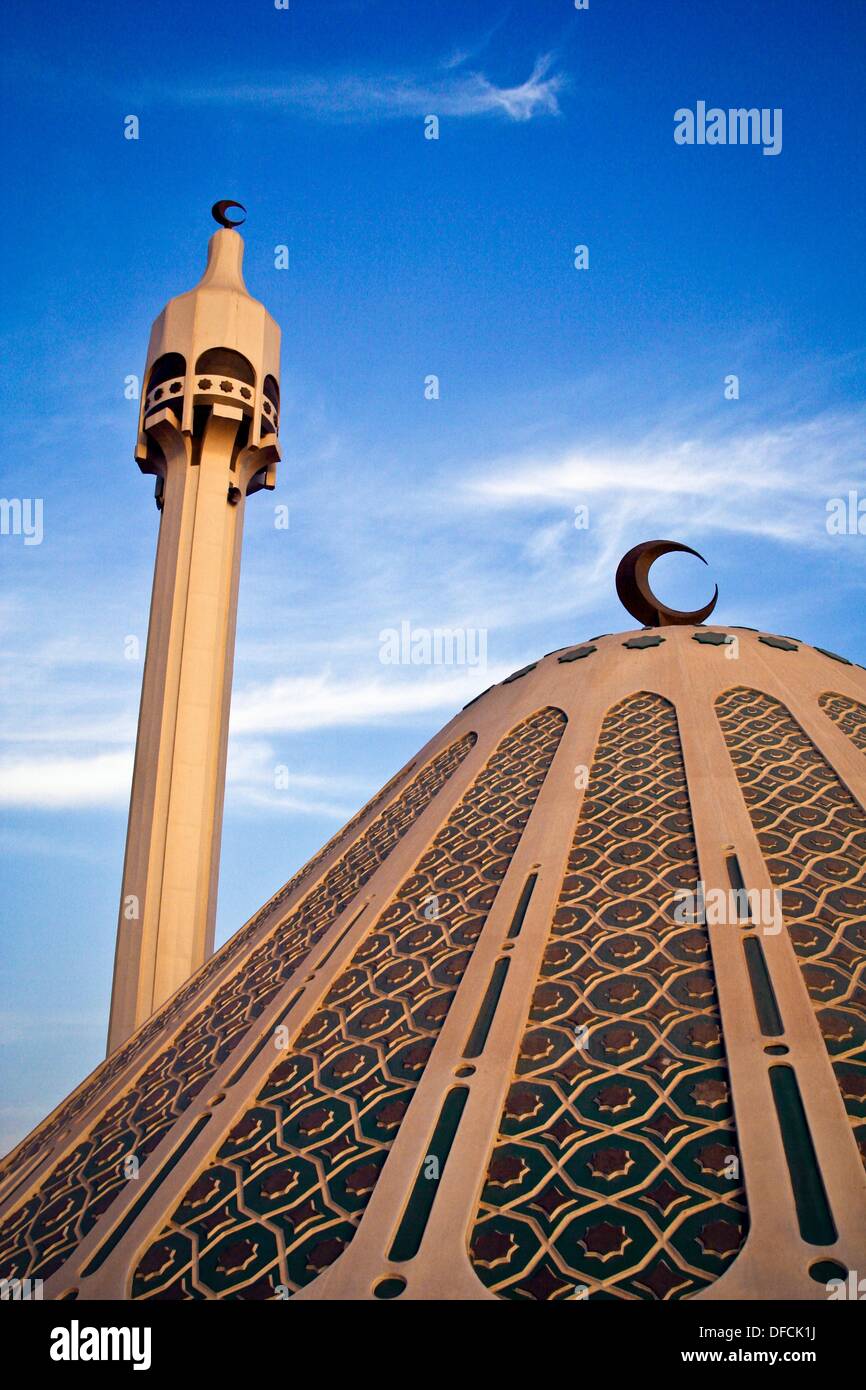 Fatima salem hi-res stock photography and images - Alamy