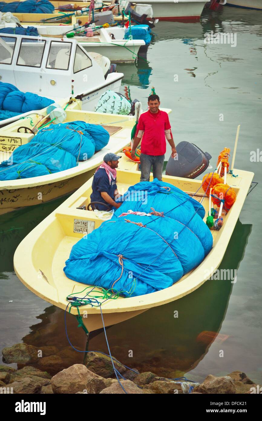 Kuwait fishing boat harbour hi-res stock photography and images - Alamy