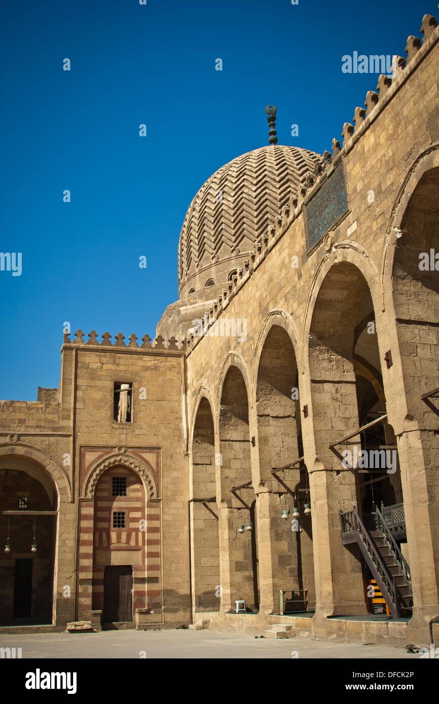 Africa cairo egypt northern cemetery hi-res stock photography and ...