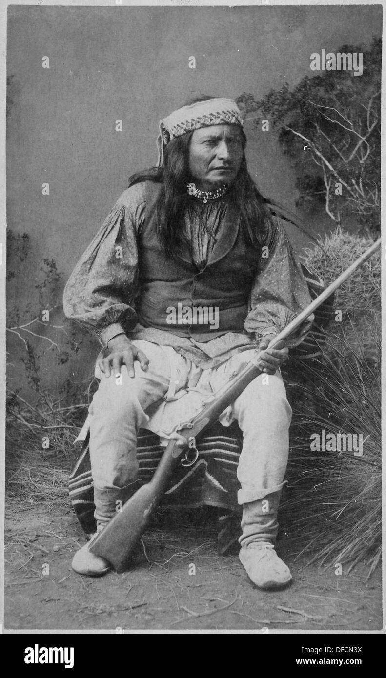 Native american community west u s Black and White Stock Photos ...