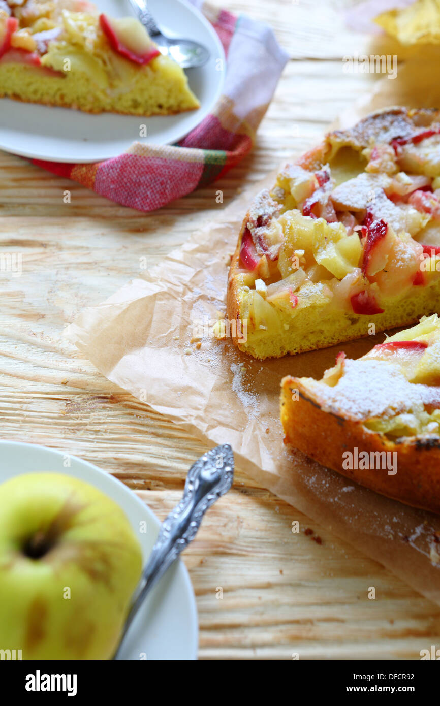 Apple pie charlotte traditional hi-res stock photography and images - Alamy