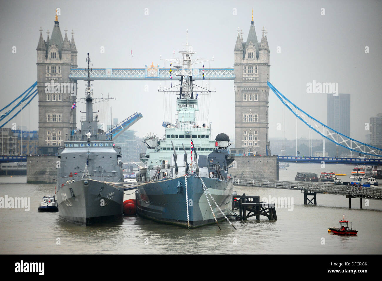 Brazilian navy niteroi class frigate hi-res stock photography and ...
