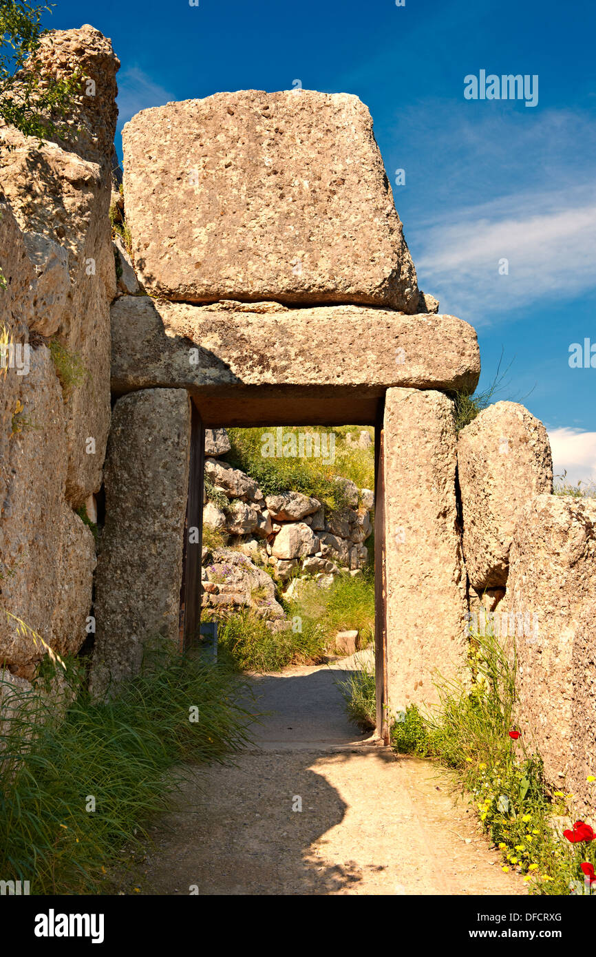 The North Postern Gate of Mycenae , Greece Stock Photo - Alamy