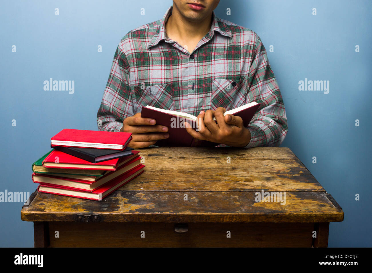 Young student studying hi-res stock photography and images - Alamy