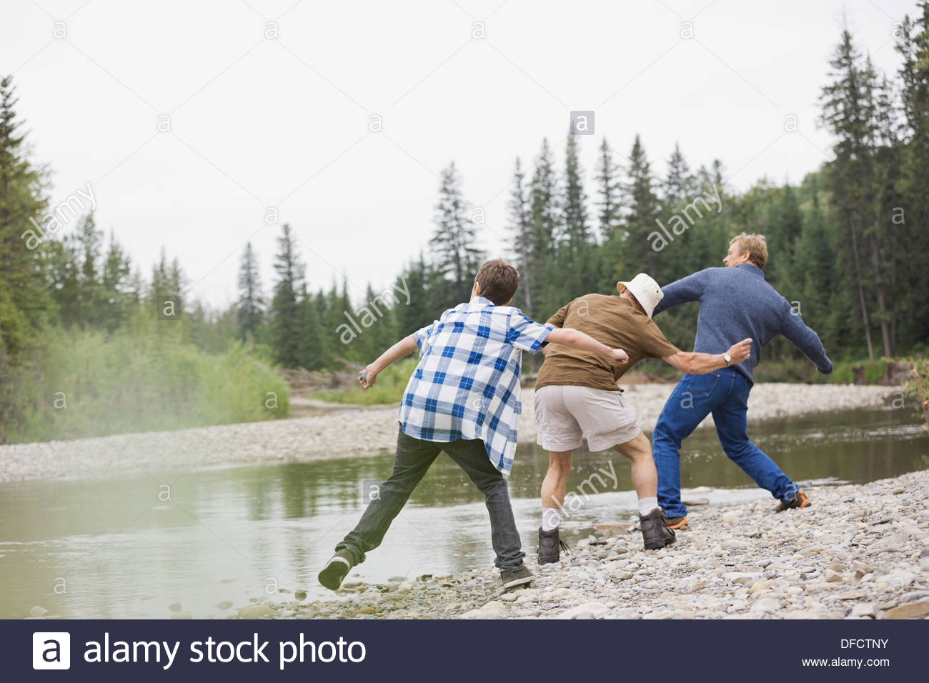 Throwing Rocks Stock Photos & Throwing Rocks Stock Images - Alamy