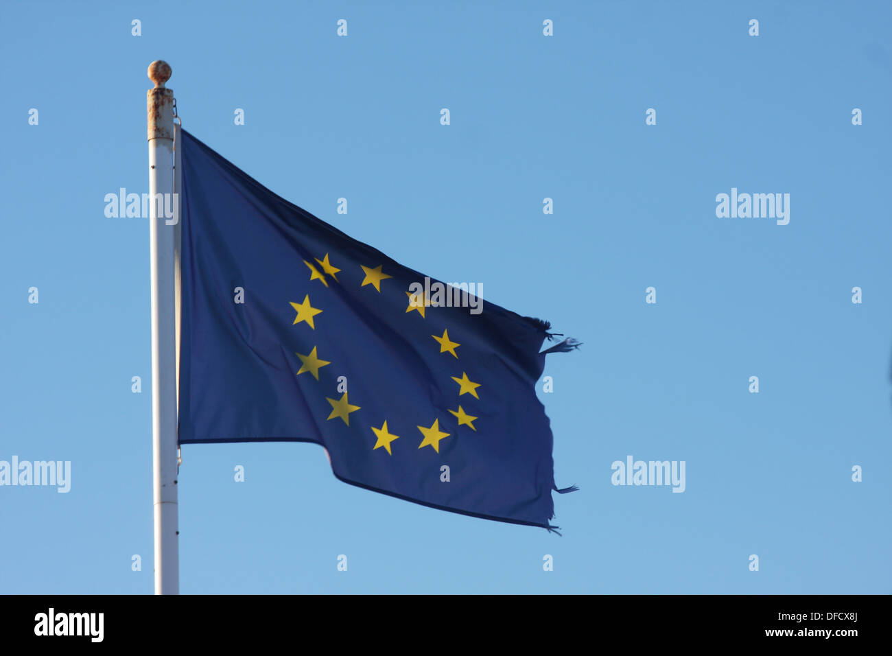 Broken euro symbol hi-res stock photography and images - Alamy