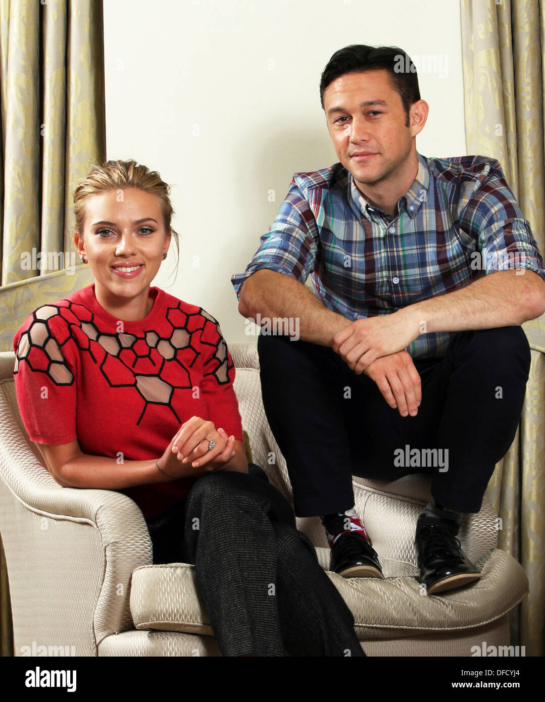 New York, New York, USA. 2nd Oct, 2013. SCARLETT JOHANSSON co-stars in ...