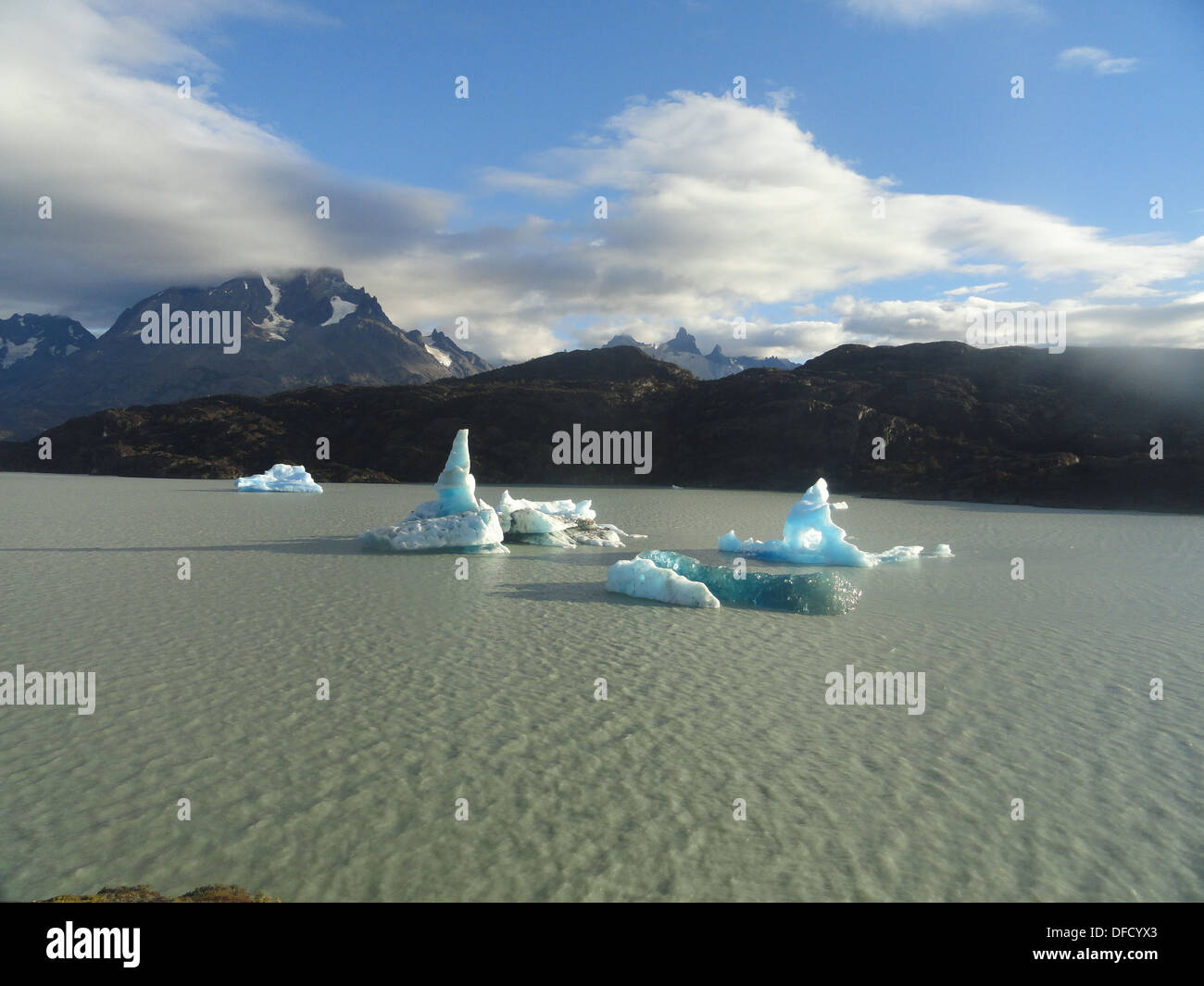 Lago lake grey gray hi-res stock photography and images - Alamy