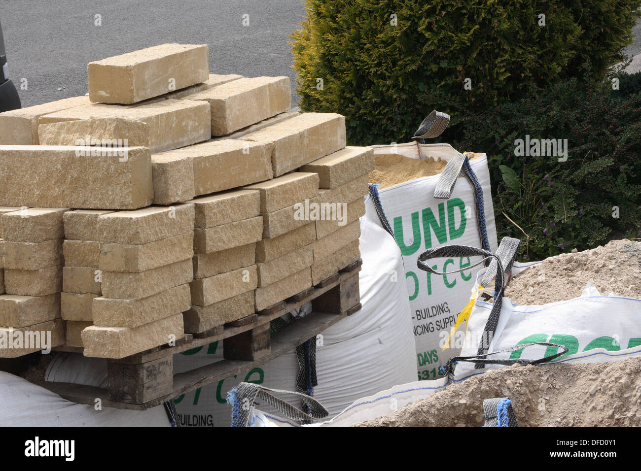 Sand bricks hi-res stock photography and images - Alamy