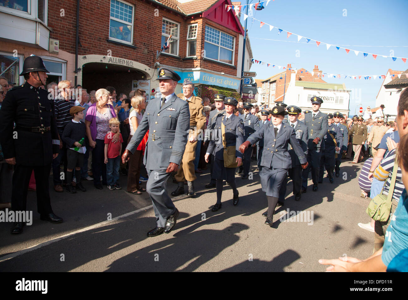 Parade at Sheringham 1940's weekend festival Stock Photo - Alamy