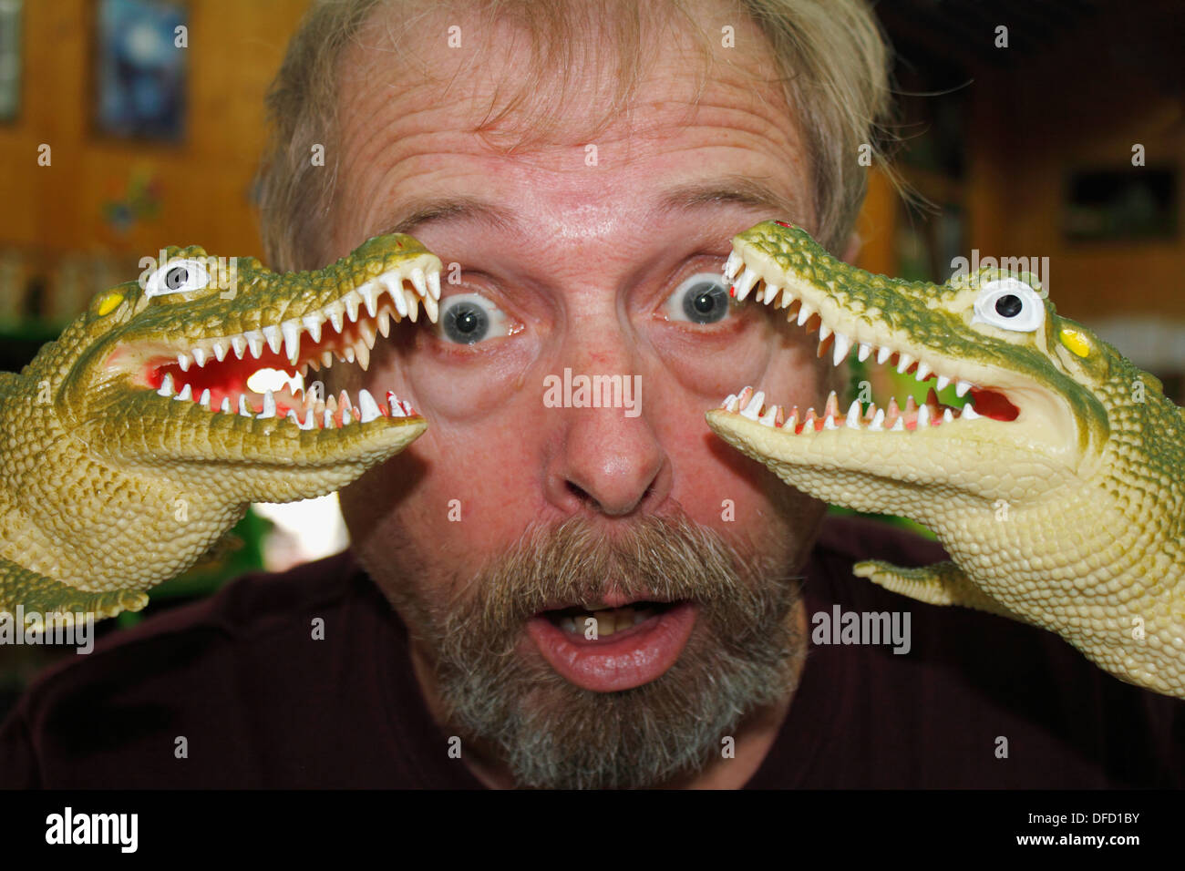 Adult afraid reptile hi-res stock photography and images - Alamy