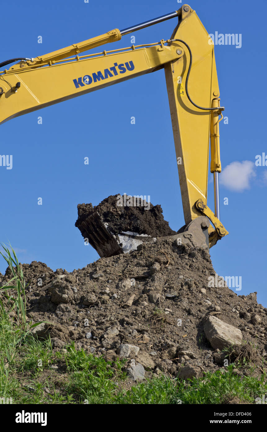 Mound of earth hi-res stock photography and images - Alamy