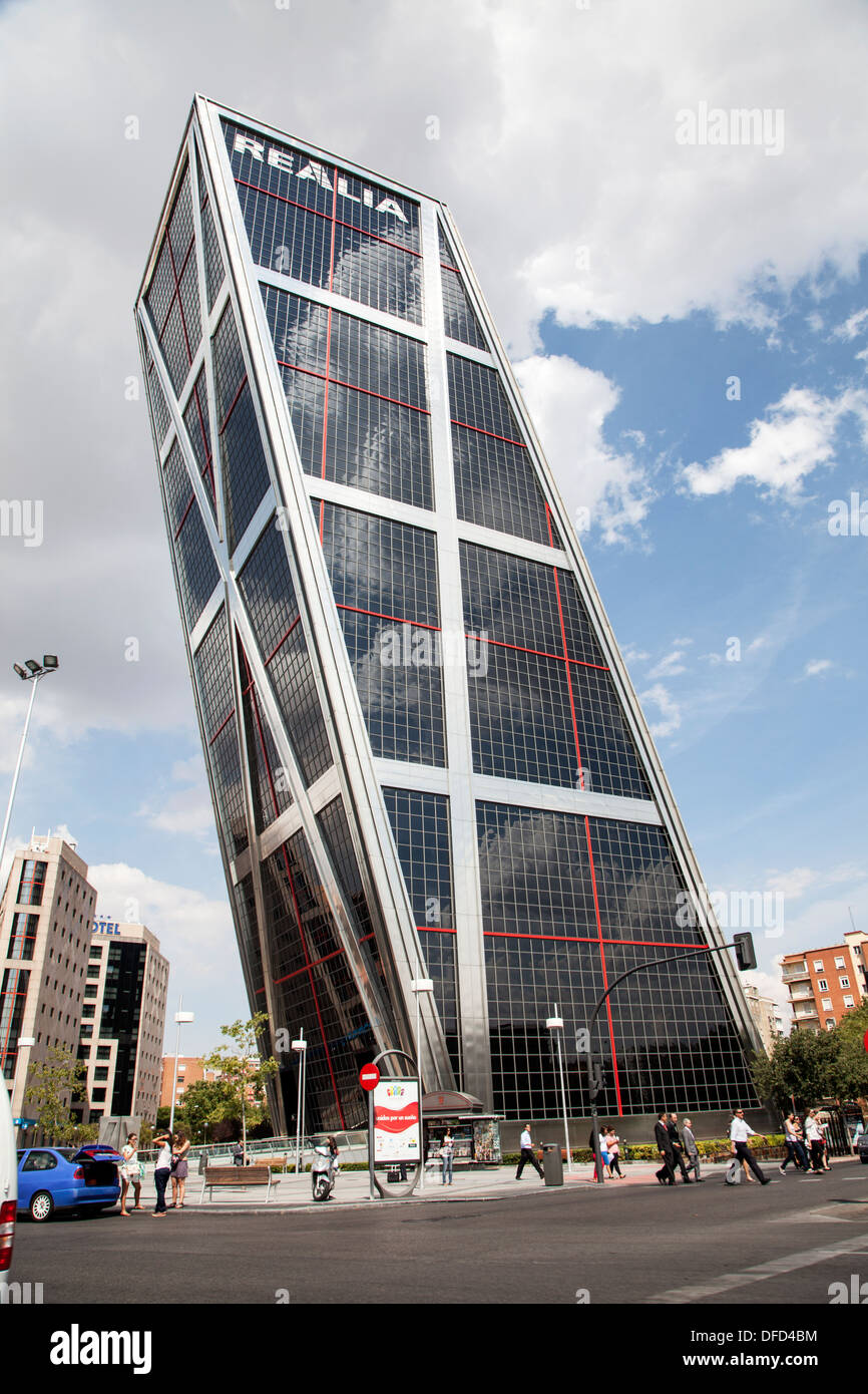 Realia kio tower in madrid hi-res stock photography and images - Alamy