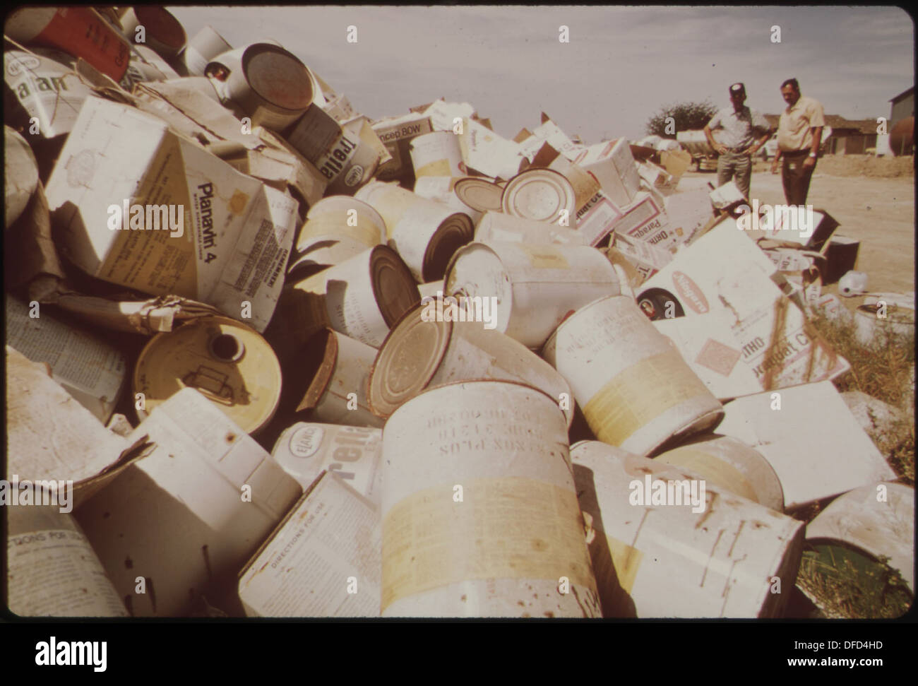 Empty pesticide cans hi-res stock photography and images - Alamy