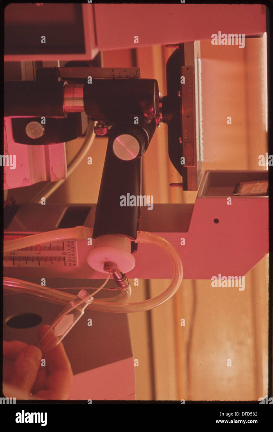 The EPA Gulf Breeze Laboratory's microbiology lab features an atomic ...