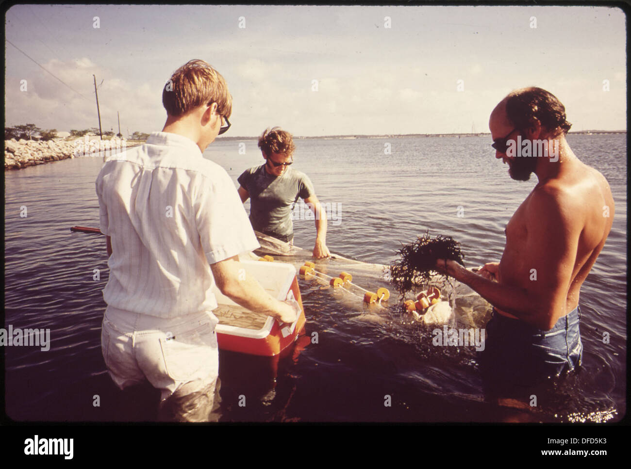 Seining for fish hi-res stock photography and images - Alamy Seining for fish hi-res stock photography and images - Alamy