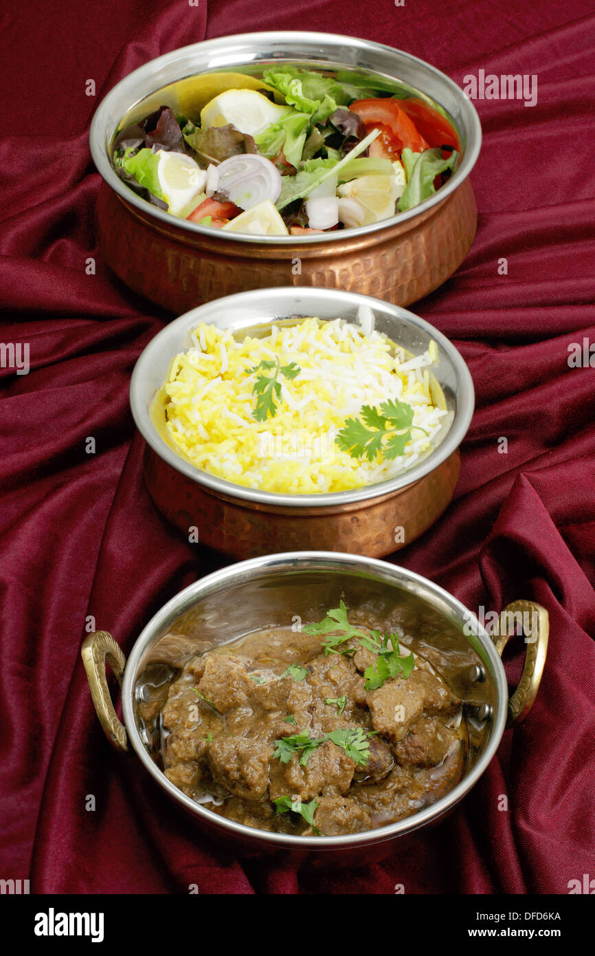 Indian copper dishes beef rogan hi-res stock photography and images - Alamy