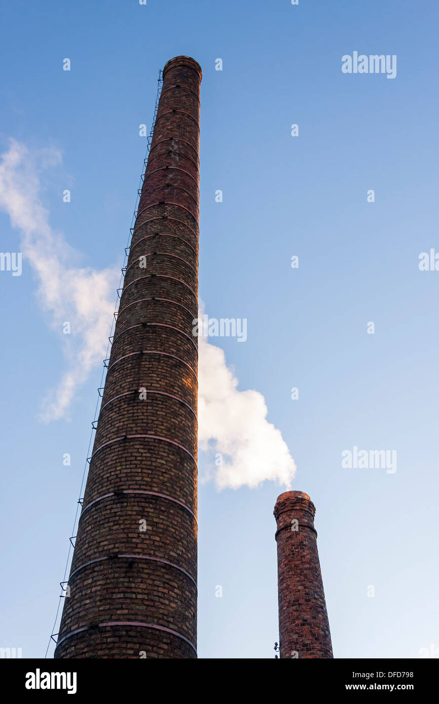 Chimney head hi-res stock photography and images - Alamy