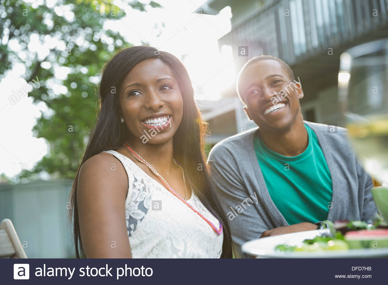 Couple sitting table hi-res stock photography and images - Alamy