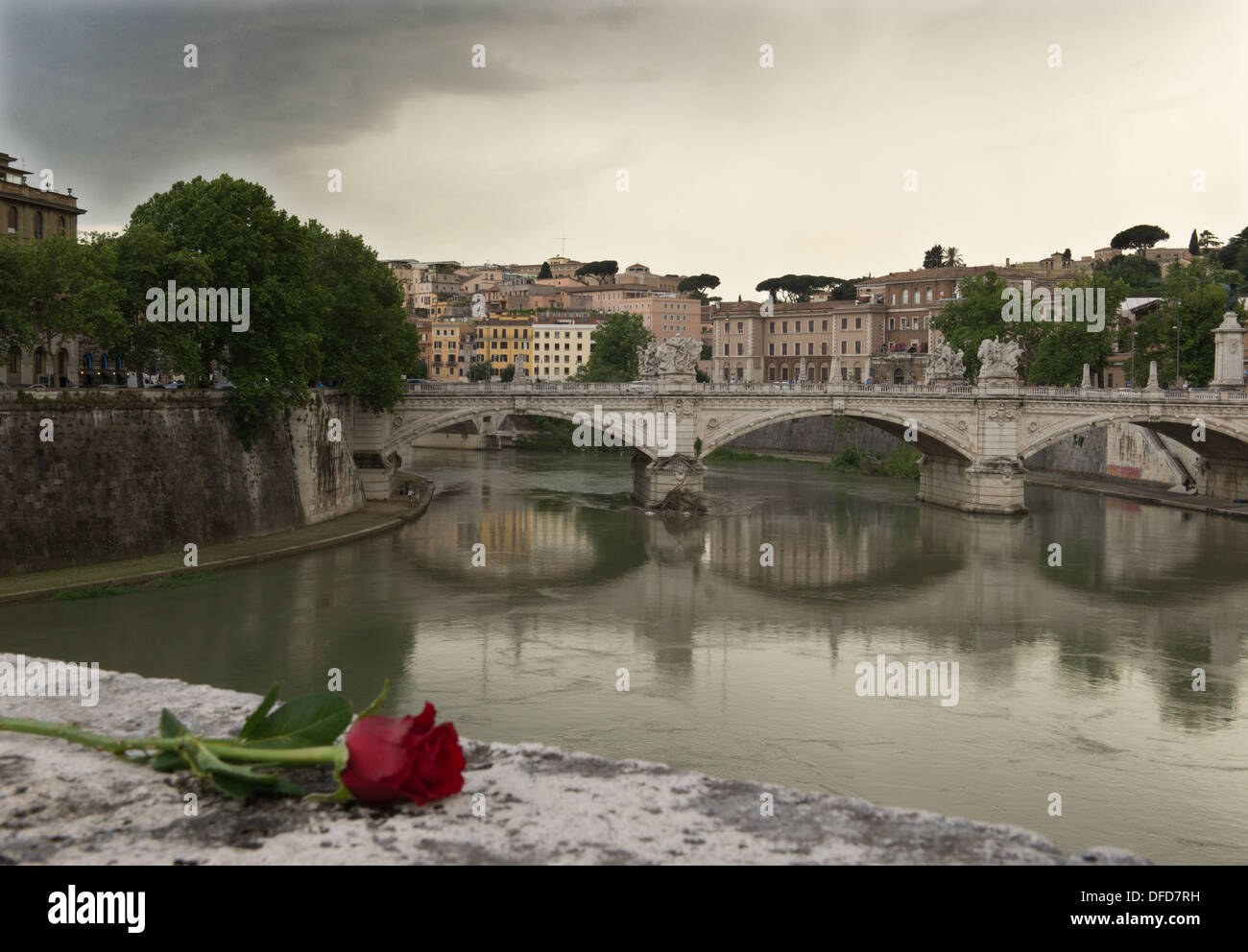 River Tiber, Rome Stock Photo - Alamy