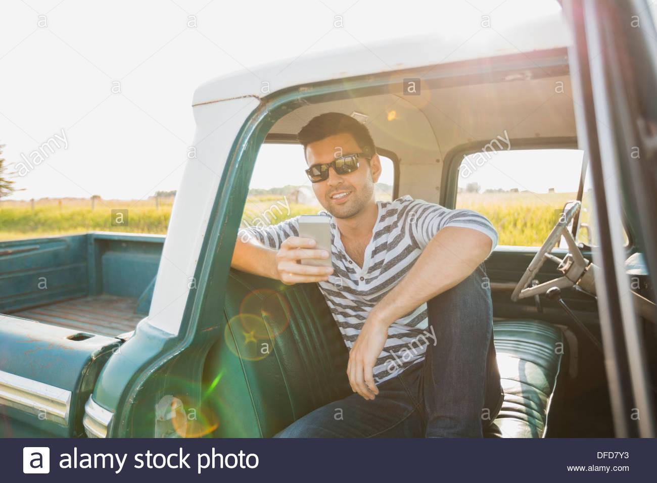 Smart looking man hi-res stock photography and images - Alamy