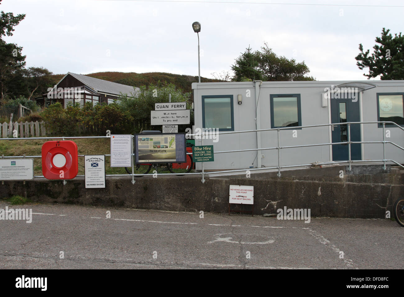 North cuan seil ferry terminal hi-res stock photography and images - Alamy