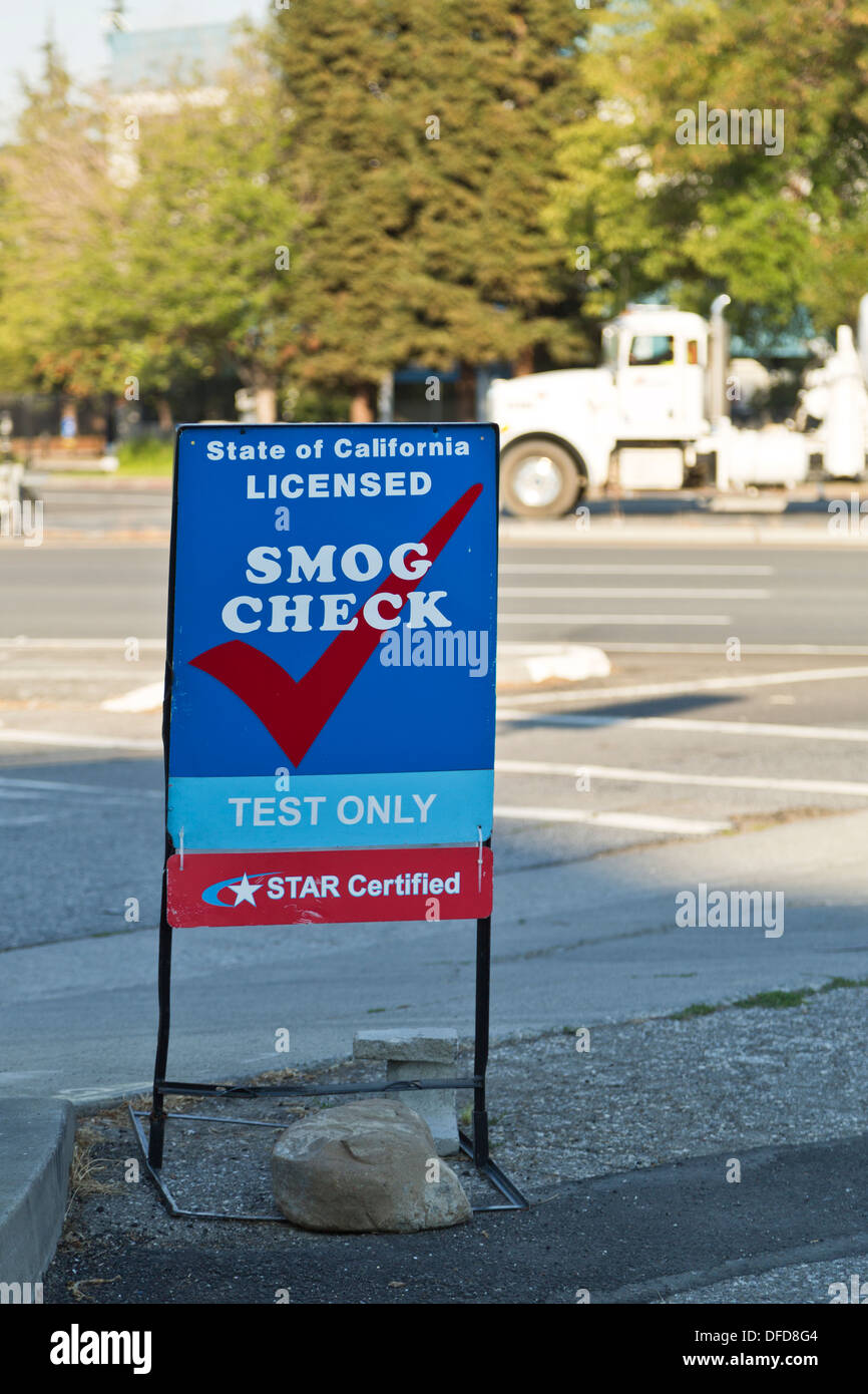 Truck california smog hi-res stock photography and images - Alamy
