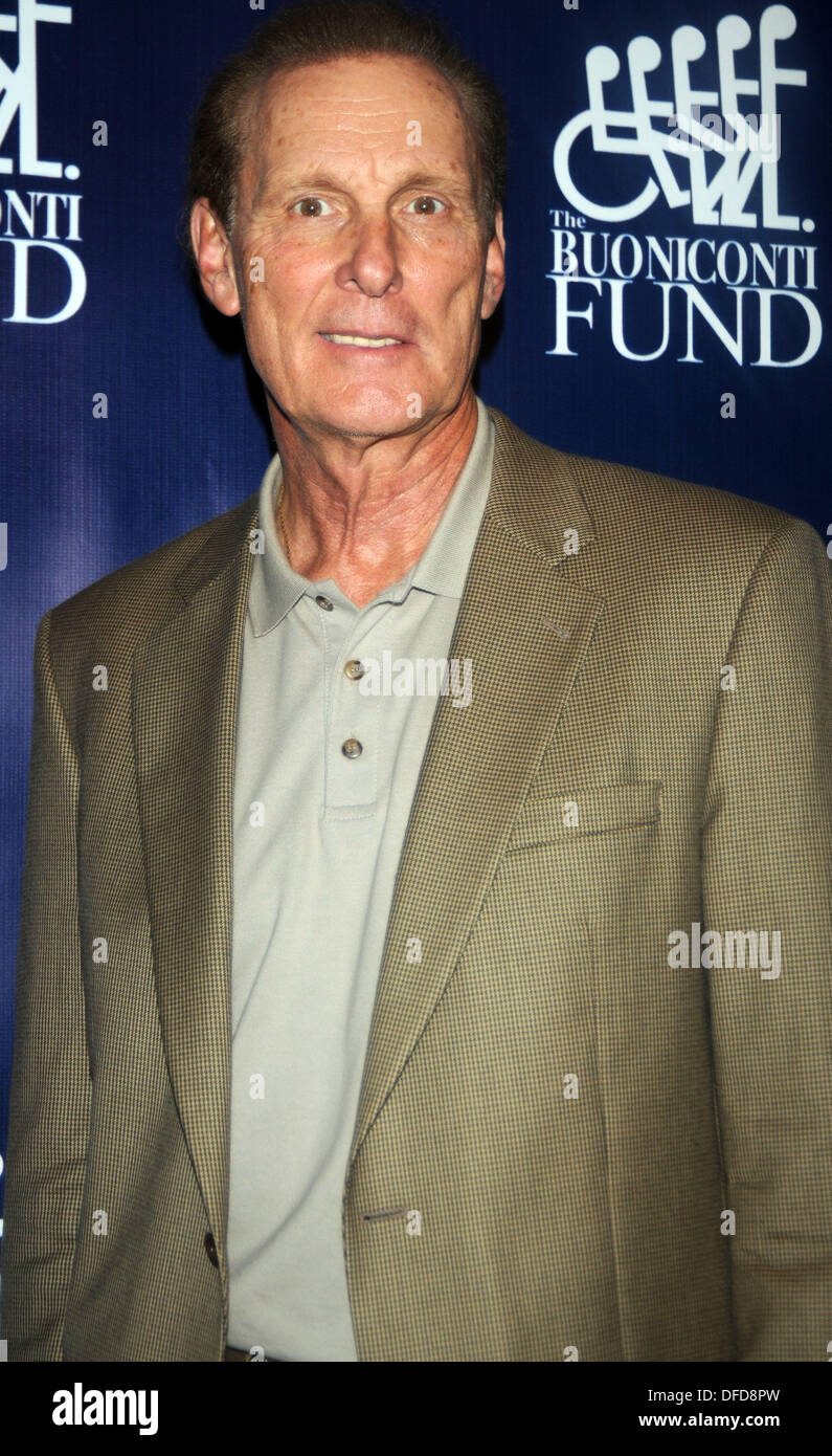 Rick barry hi-res stock photography and images - Alamy