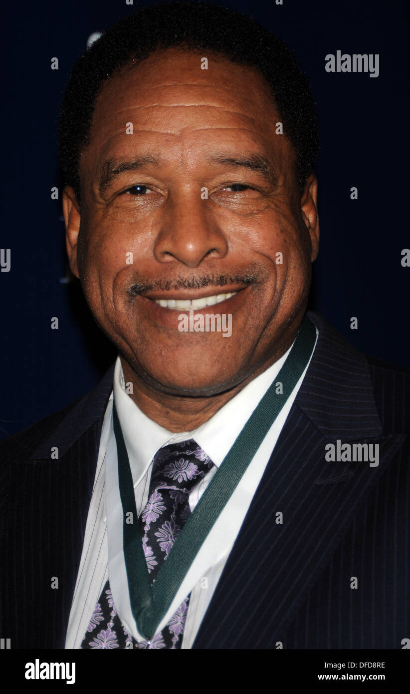 September 30, 2013 - New York, New York, U.S. - DAVE WINFIELD at the ...