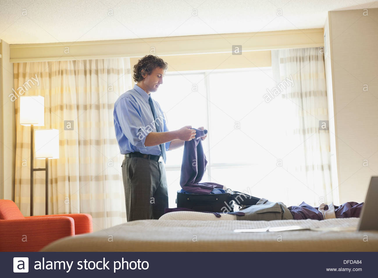 Packing preparation hi-res stock photography and images - Alamy