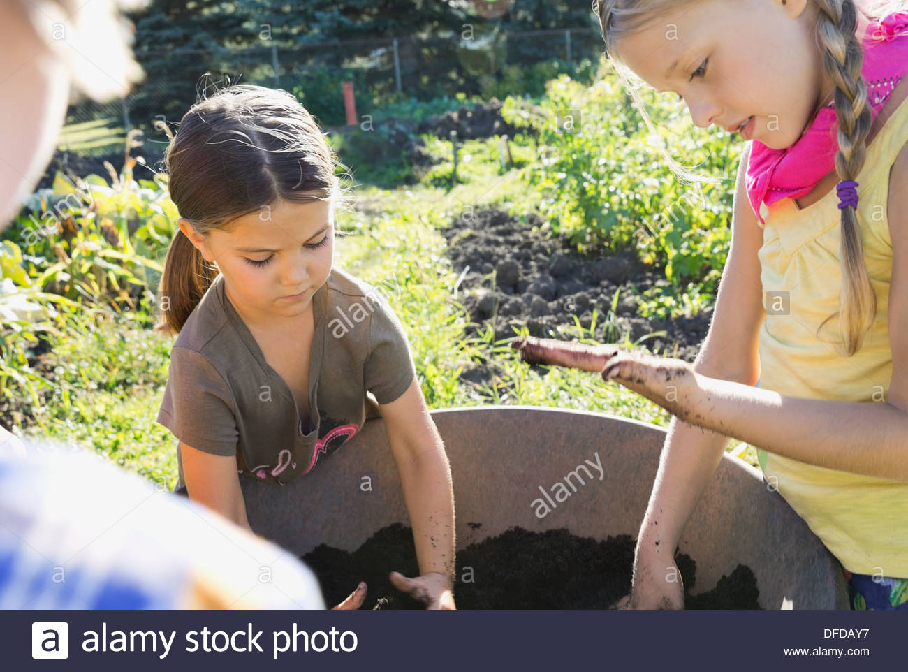 Child playing in dirt hi-res stock photography and images - Alamy