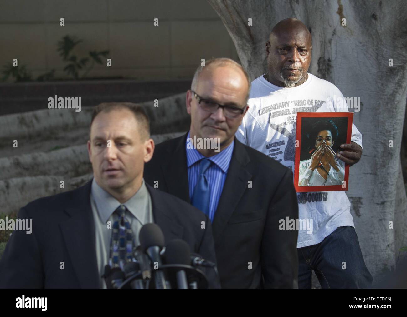 Los Angeles, California, USA. 2nd Oct, 2013. Vincent Woods, right, a ...