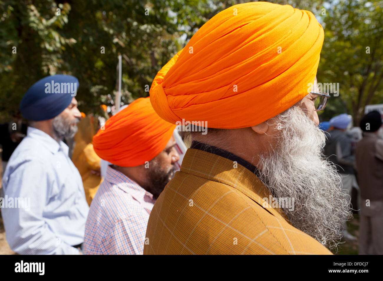 Sikh men wearing dastar - USA Stock Photo - Alamy