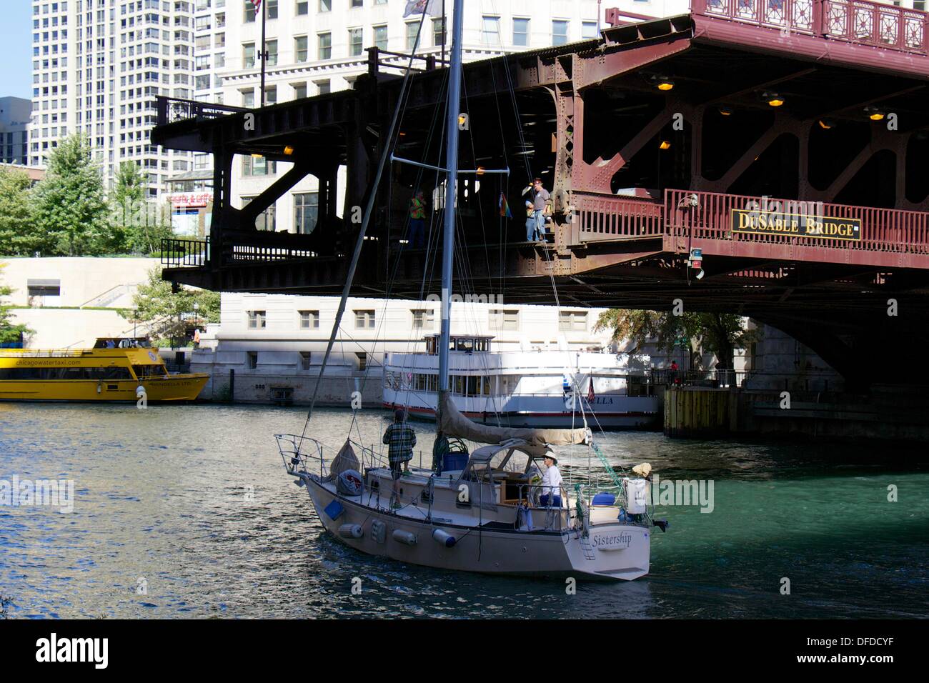 Chicago, Illinois, USA. 2nd October, 2013. The DuSable Bridge on North ...