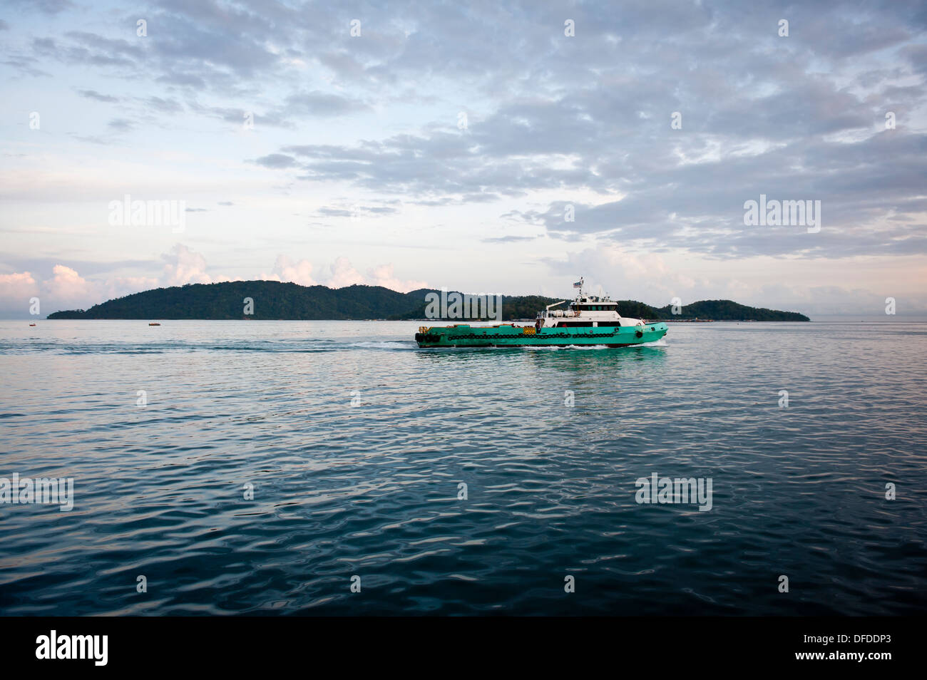 Work boat hi-res stock photography and images - Alamy