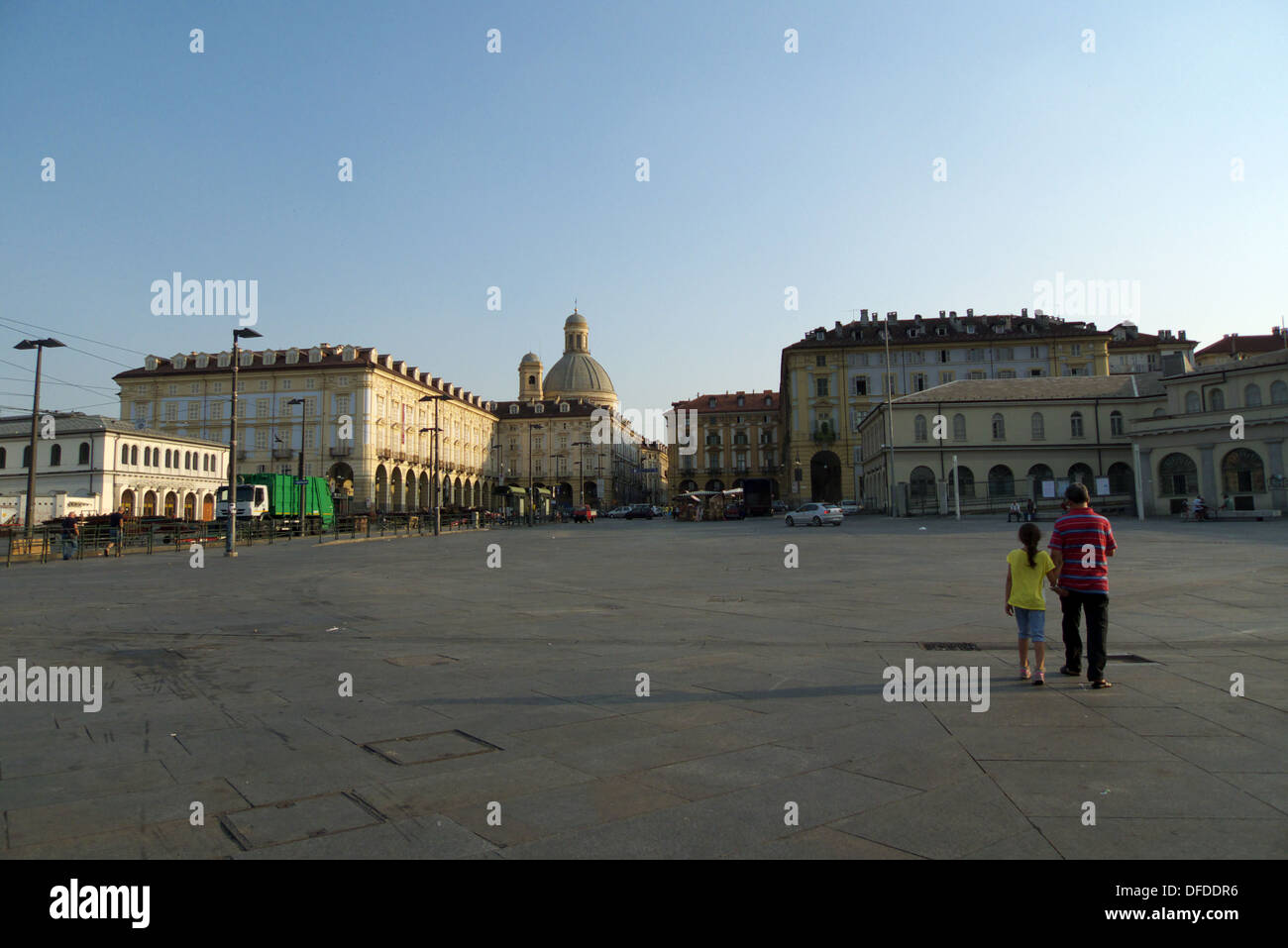 Repubblica square hi-res stock photography and images - Alamy