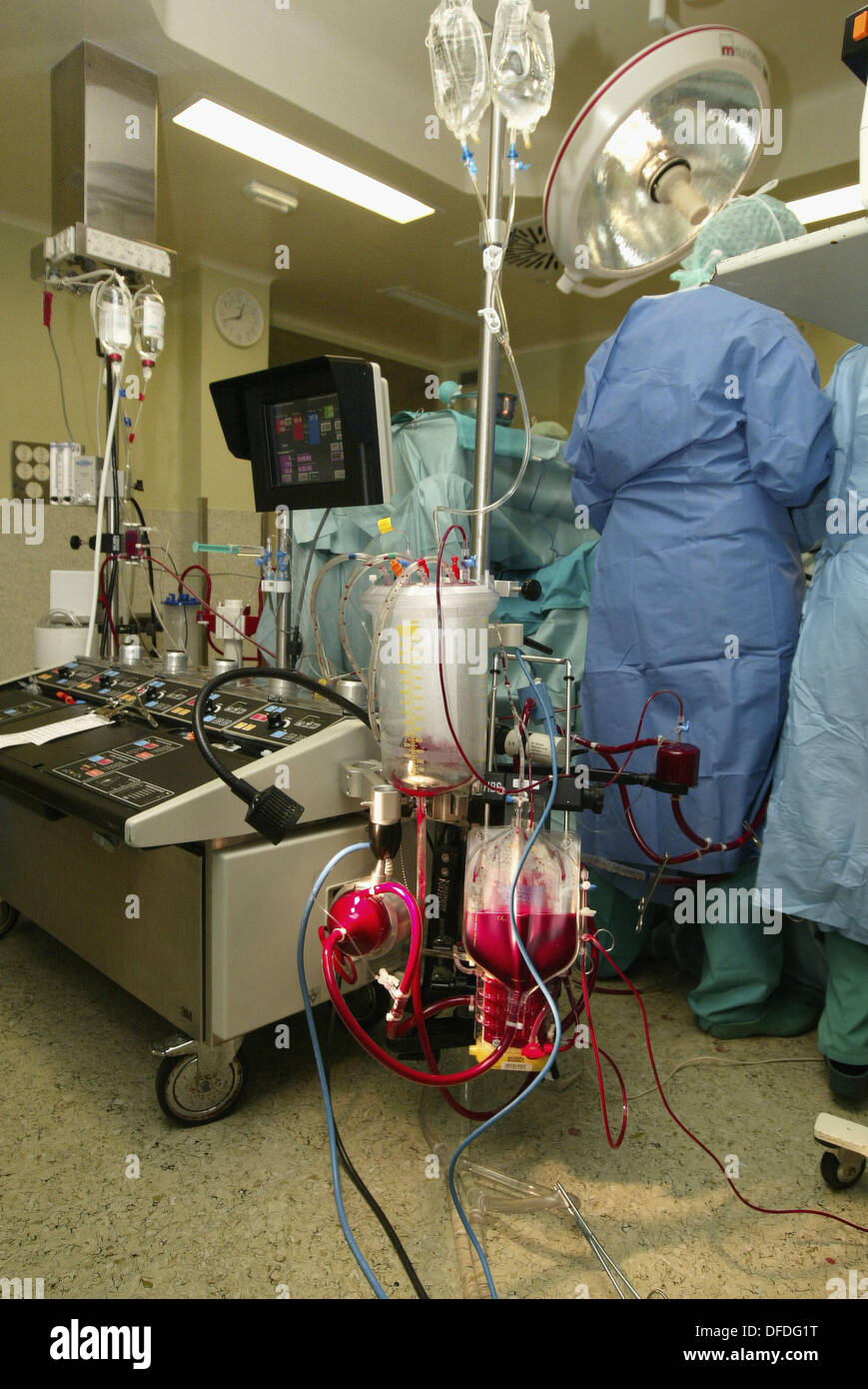 Operating pump hi-res stock photography and images - Alamy