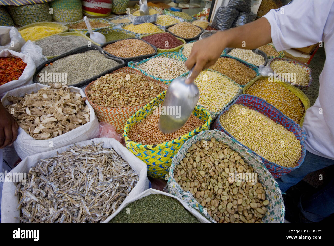 Saudi arabia grain hi-res stock photography and images - Alamy