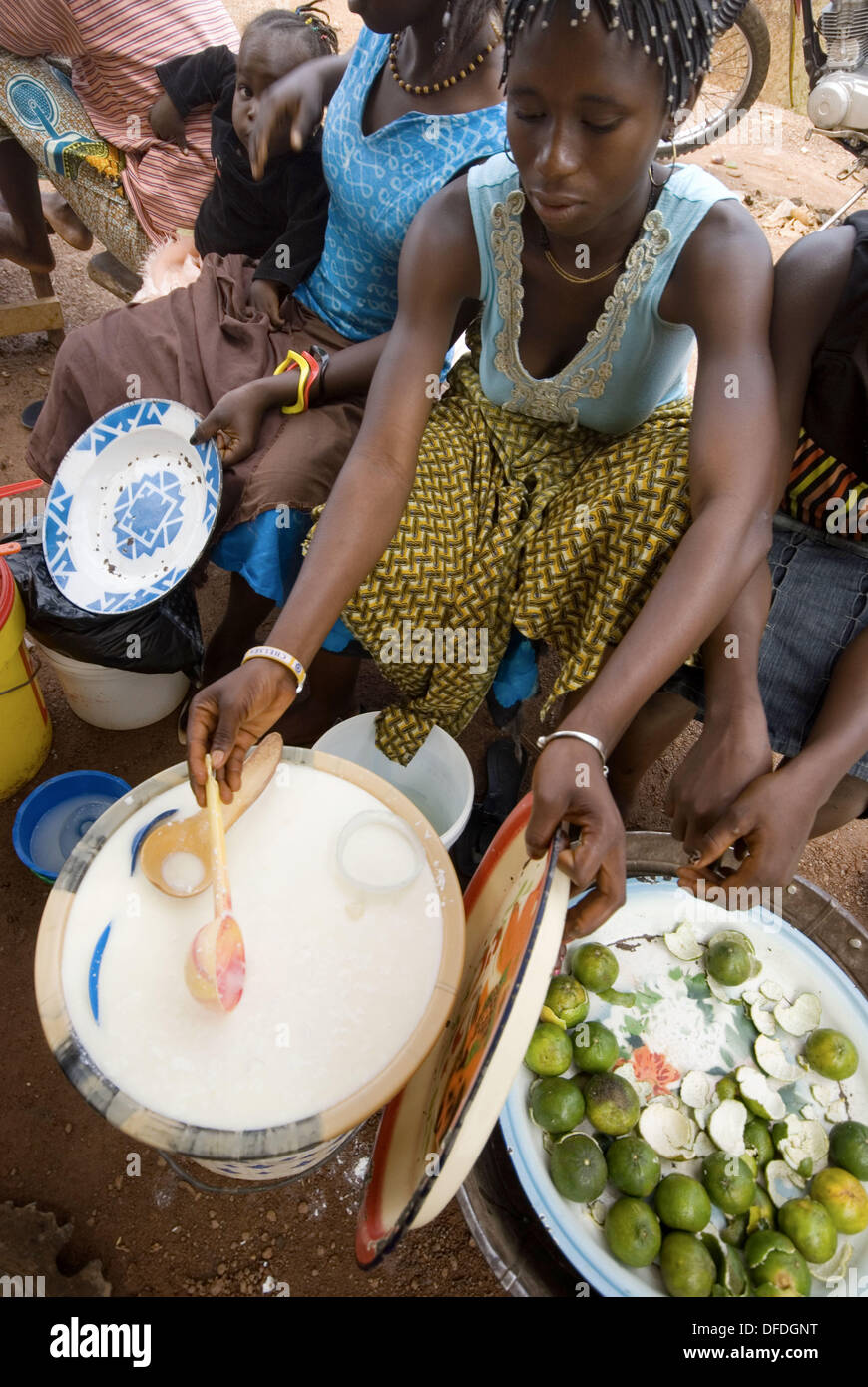 Faranah hi-res stock photography and images - Alamy