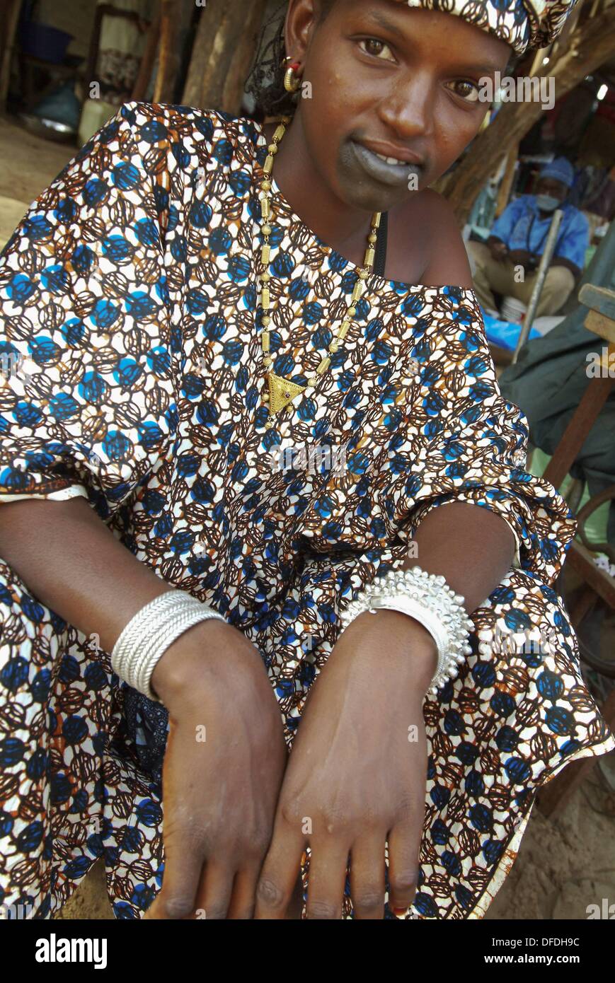 Young fula woman hi-res stock photography and images - Alamy