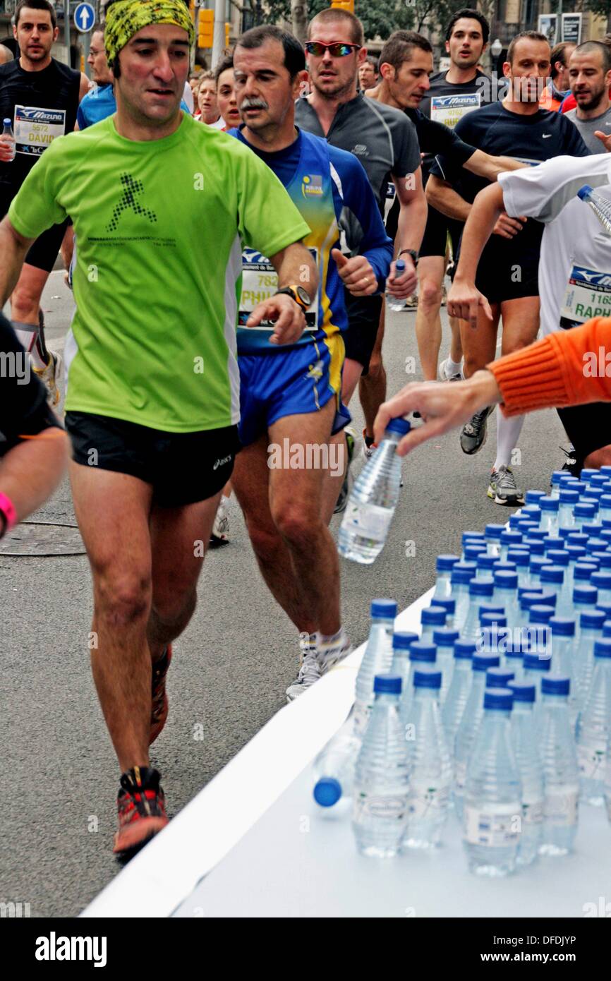 Marathon water table hi-res stock photography and images - Alamy