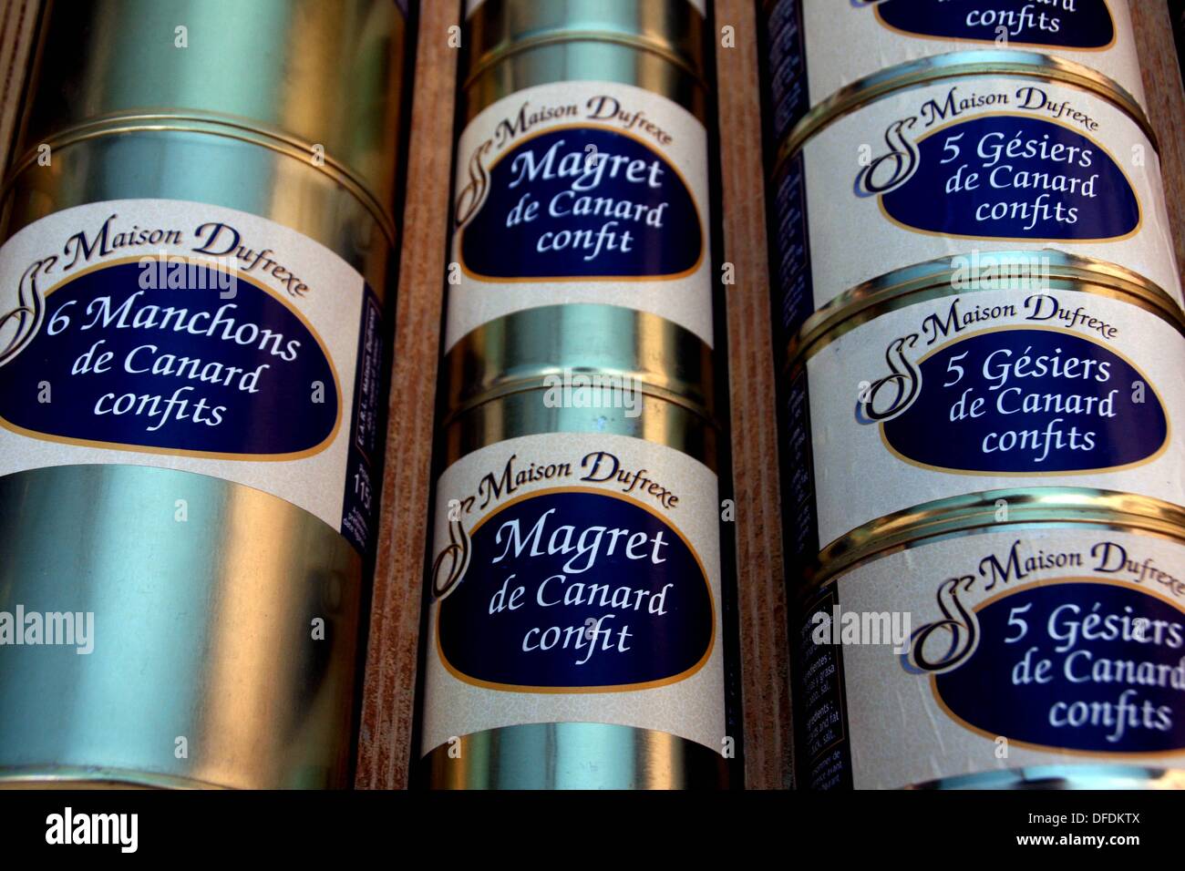 Confit duck can hi-res stock photography and images - Alamy