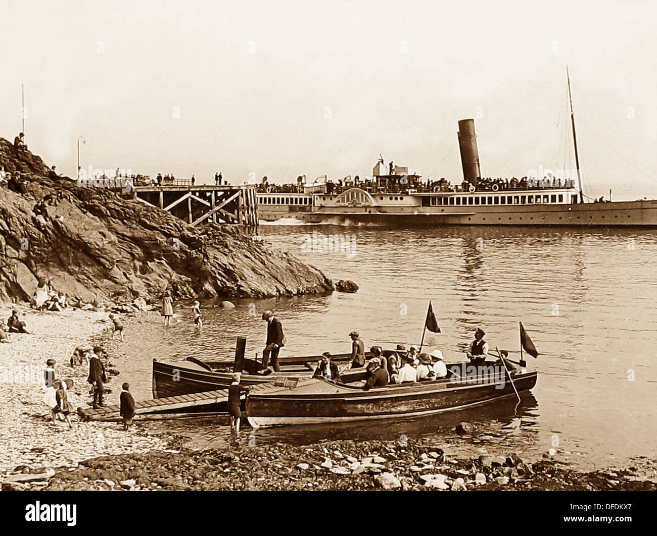 1920s boat hi-res stock photography and images - Alamy