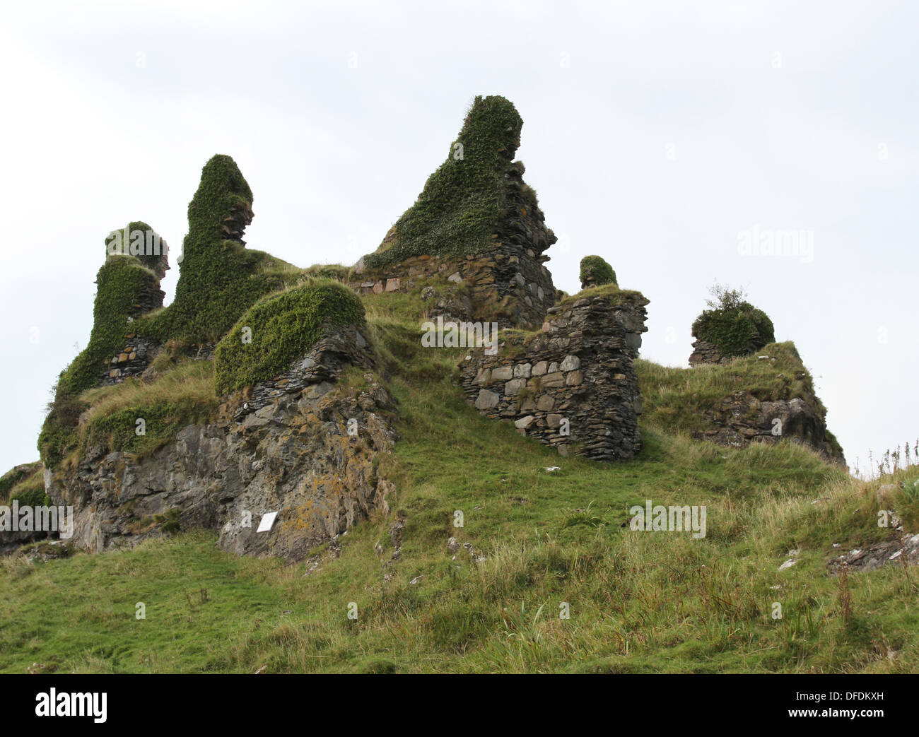 Coeffin castle hi-res stock photography and images - Alamy